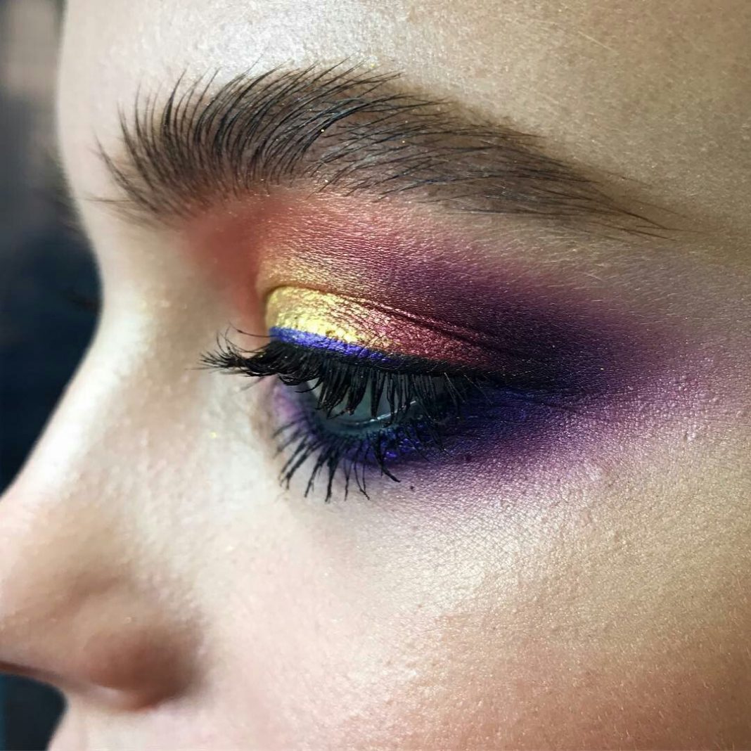 Smokey Eye Makeup: Tutorial and How to Do It - LadyLife