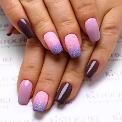 Gradient Nails Art Tutorial: How to Do Gradient Glitter Nails - LadyLife