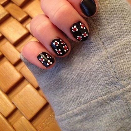 Nail Art with Dotting Tool: Step-by-Step Tutorial - LadyLife