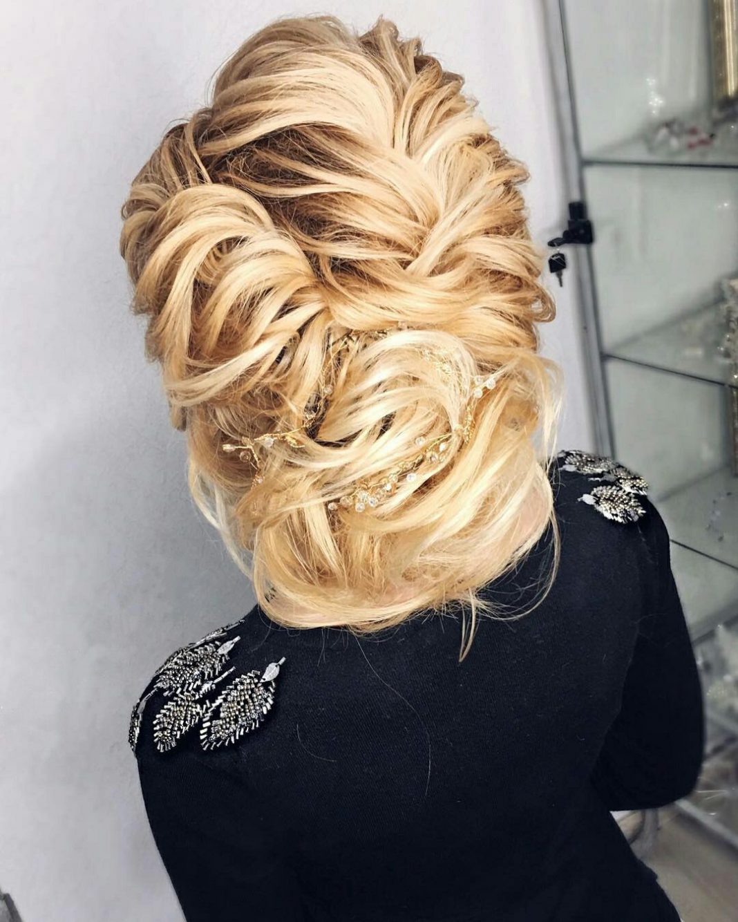 Greek Hairstyles: Grecian Hairstyle Ideas For Women - LadyLife