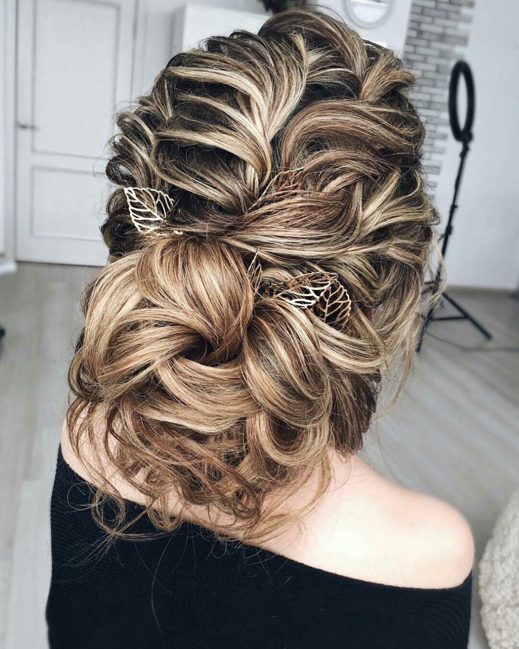 Greek Hairstyles: Grecian Hairstyle Ideas For Women - LadyLife