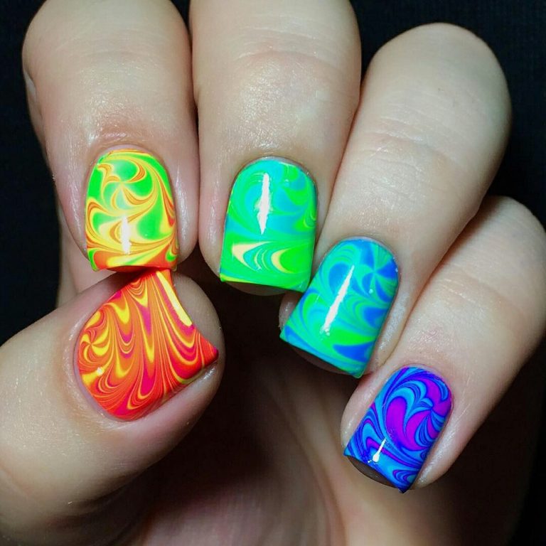 Water Nail Art: How to Do Water Marble Nail Art - LadyLife