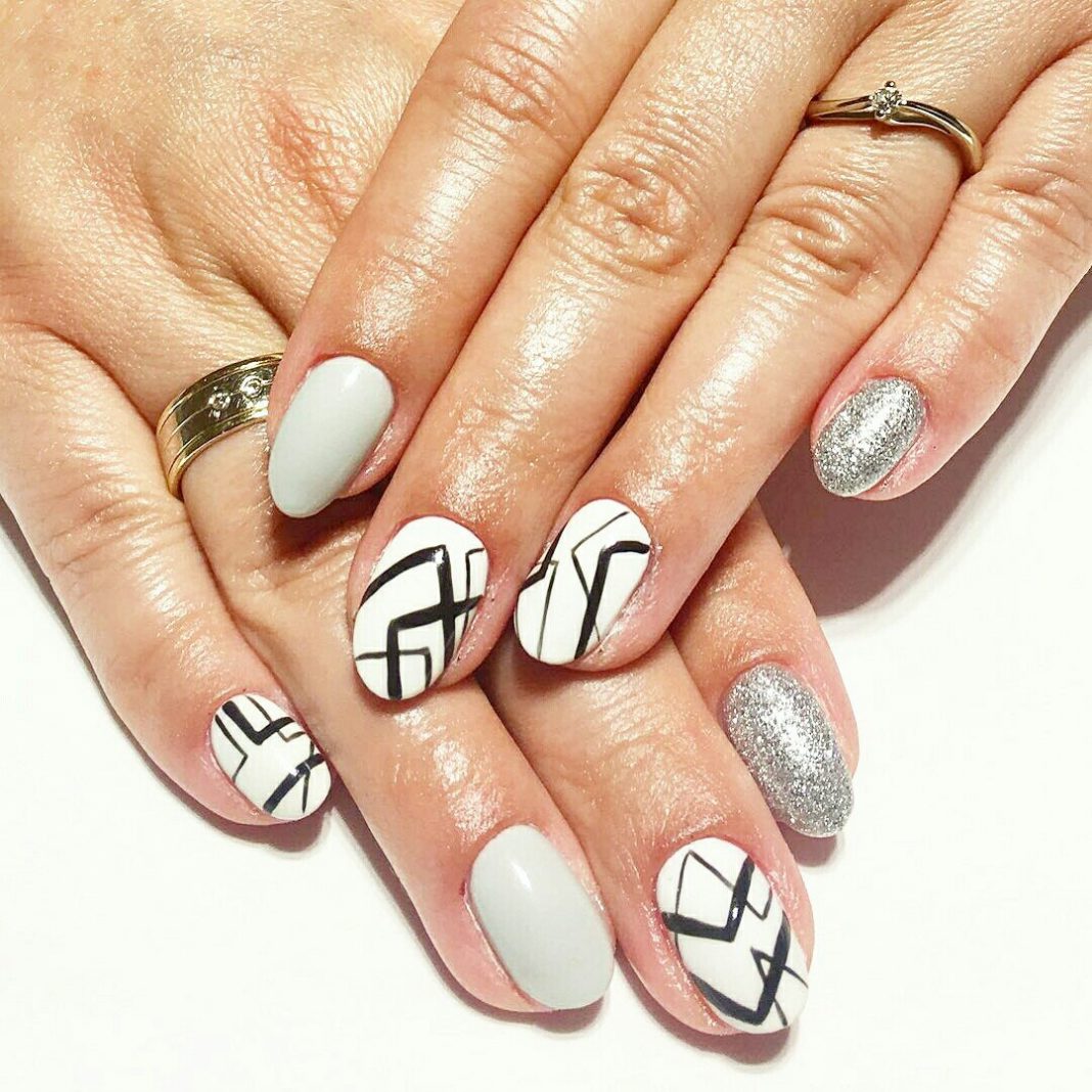 Geometric Nail Art: Beautiful Design with Tutorial - LadyLife
