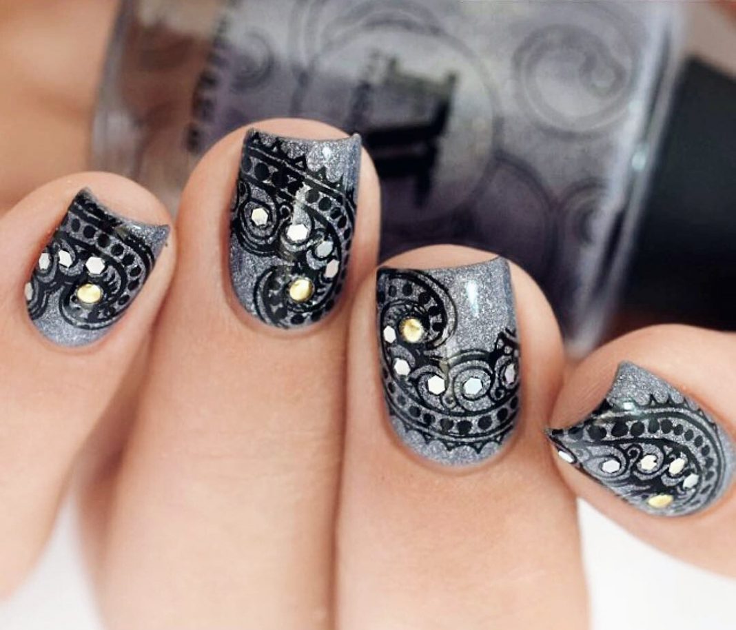 How To Apply Henna On Nails: Great Design With Tutorial - LadyLife