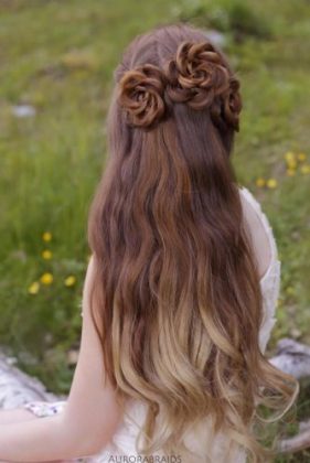 18 Best Rose Hairstyles Ideas for Long Hair [with Tutorial] - LadyLife