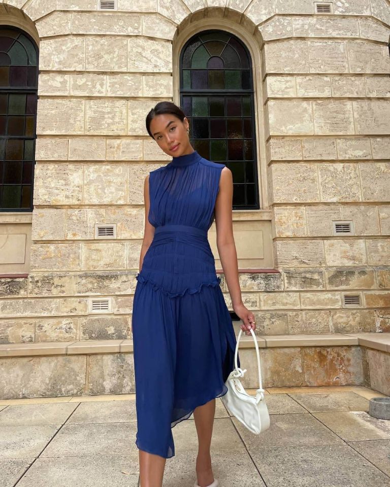 Blue Dresses for Women: Top 150+ Ideas How to Wear a Blue Dress - LadyLife