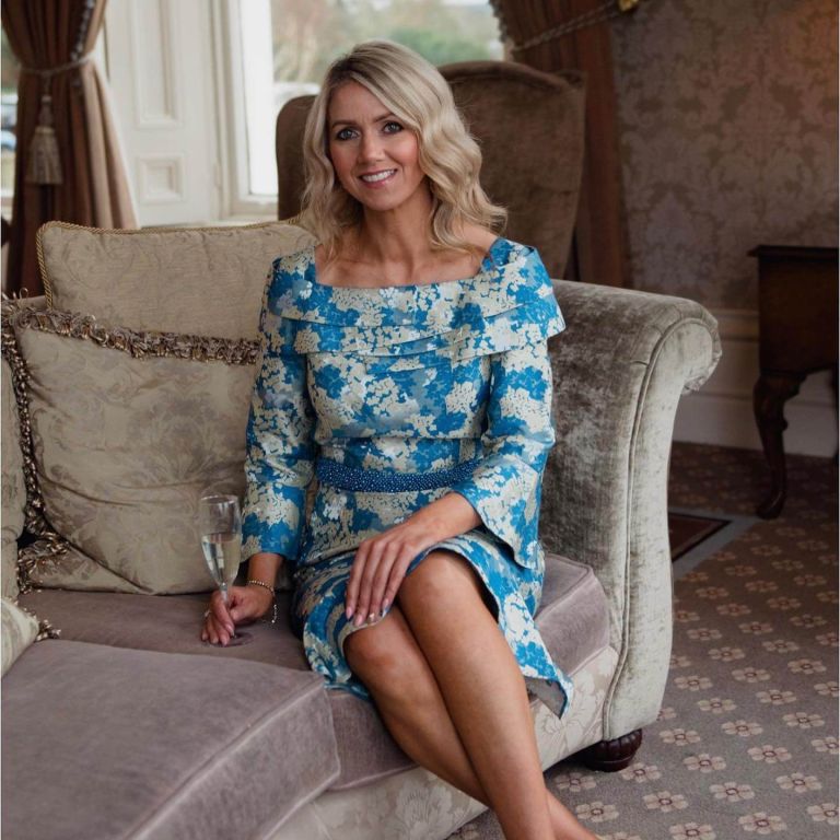 Blue Dresses for Women: Top 150+ Ideas How to Wear a Blue Dress - LadyLife