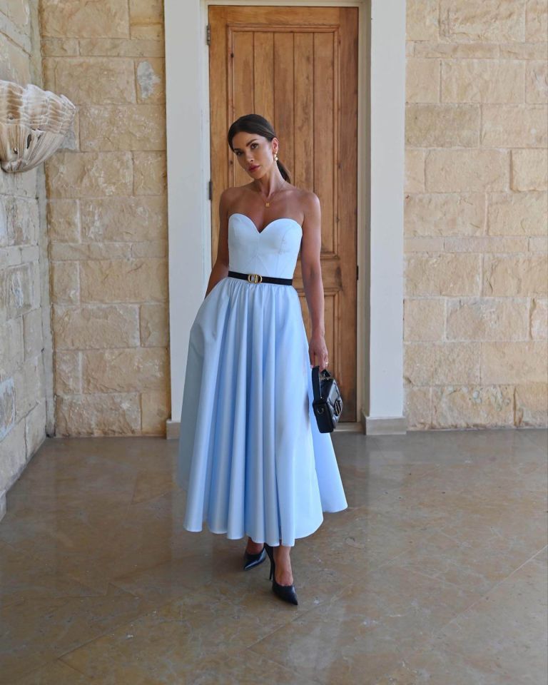 Blue Dresses for Women: Top 150+ Ideas How to Wear a Blue Dress - LadyLife