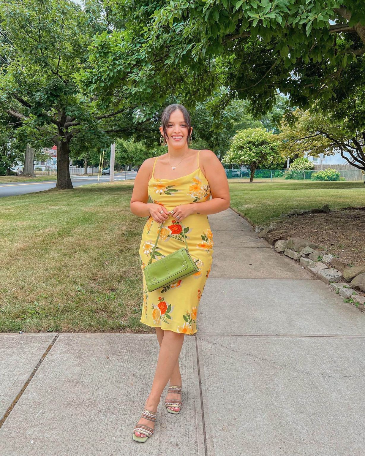 Yellow Dresses: 140+ Ideas How to Wear a Yellow Dress - LadyLife