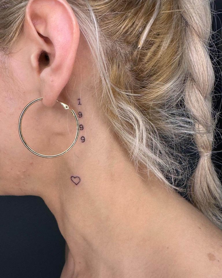 Neck Tattoos for Women: 110+ Best Design Ideas for Females - LadyLife
