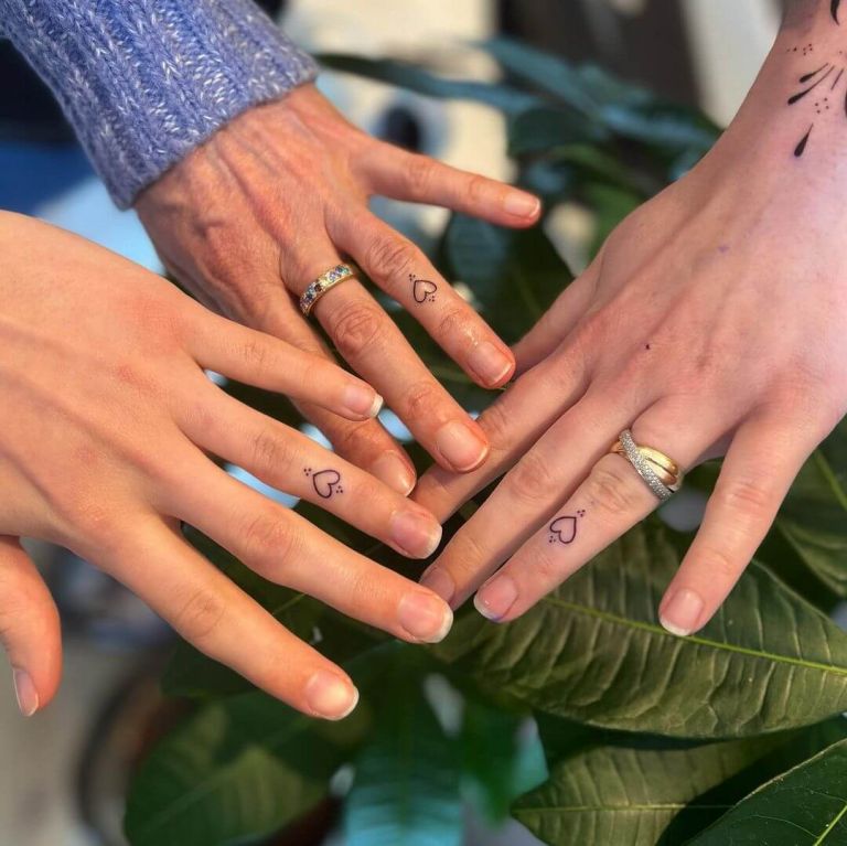 Finger Tattoos for Women: 130+ Best & Cute Design Ideas - LadyLife