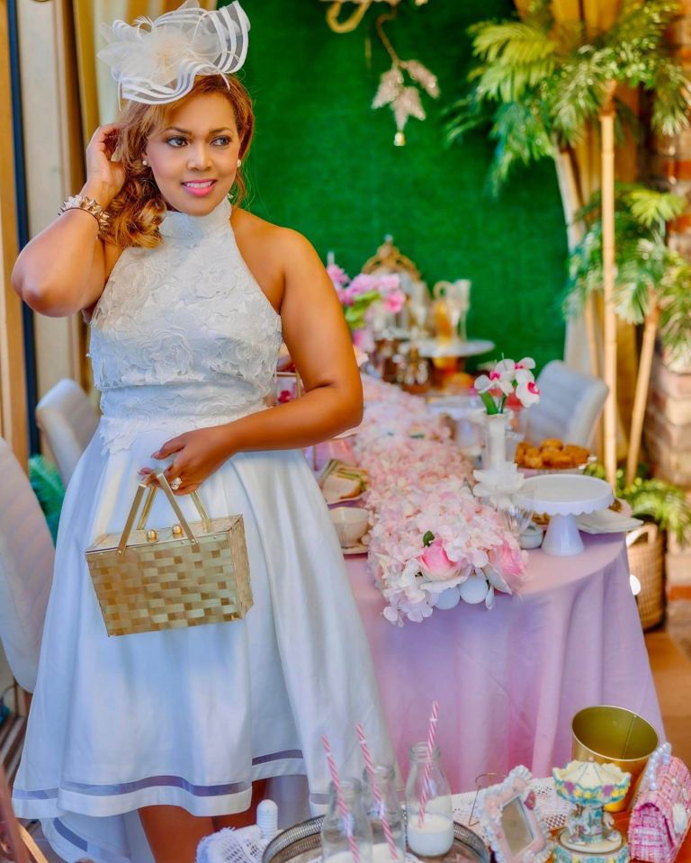 Tea Party Outfits: Top 50+ Ideas to Wear to a Tea Party - LadyLife