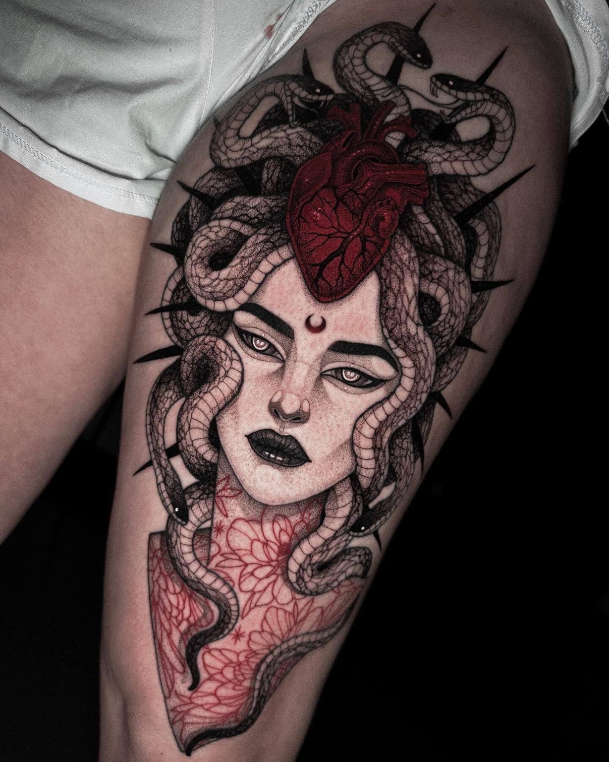 Medusa Tattoos for Women: 130+ Best Ideas [with Meaning] - LadyLife