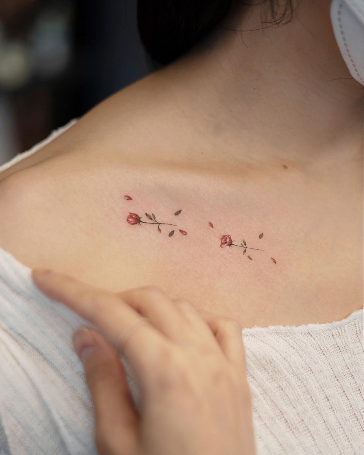 Collarbone Tattoos for Women: Top 110+ Design Ideas - LadyLife