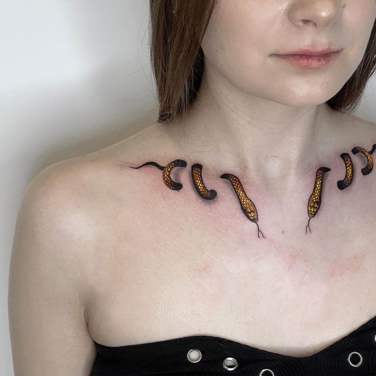 Collarbone Tattoos for Women: Top 110+ Design Ideas - LadyLife